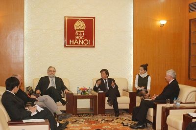 Chương trình liên kết quốc tế giữa đại học La Trobe và HANU